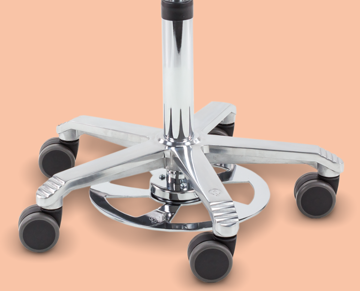 Everything you didn't know about Score's saddle chairs | Score