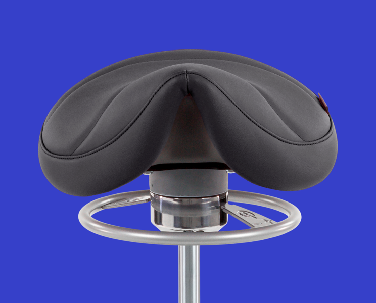 Everything you didn't know about Score's saddle chairs | Score